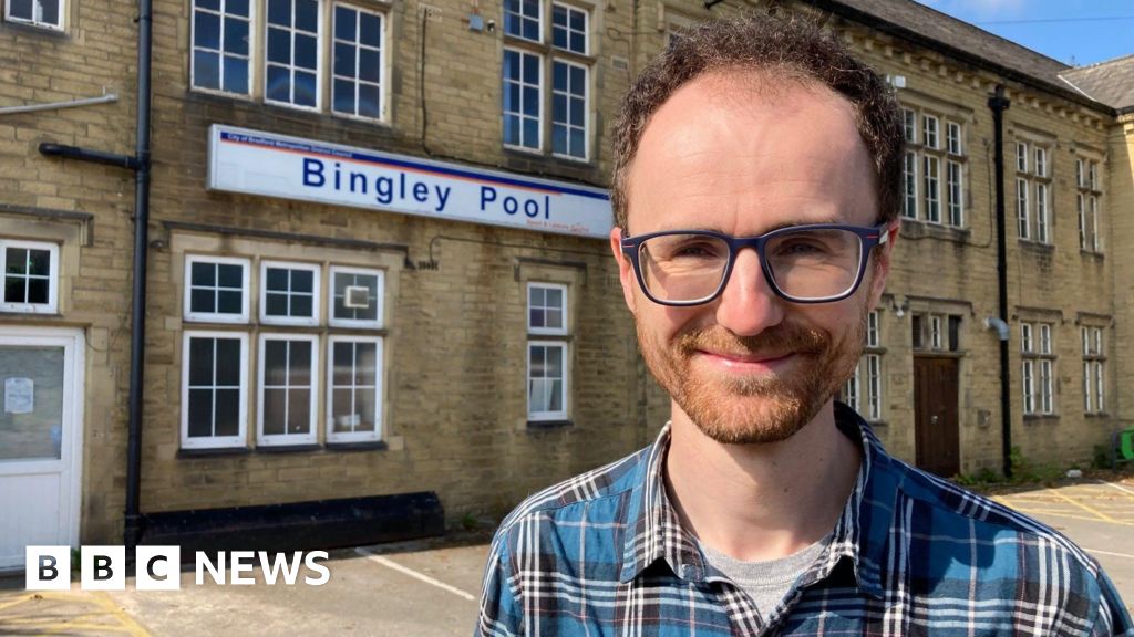 Campaigners pledge to keep on fighting for pool's future