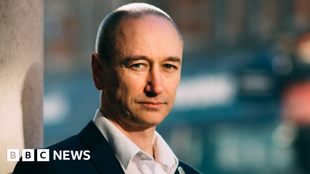 Drug gang infiltrator: I had Samurai sword held to my throat - BBC News