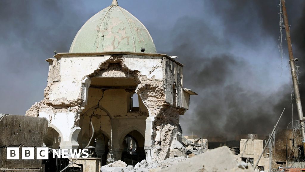 Battle for Mosul: Ruins of Great Mosque of al-Nuri retaken
