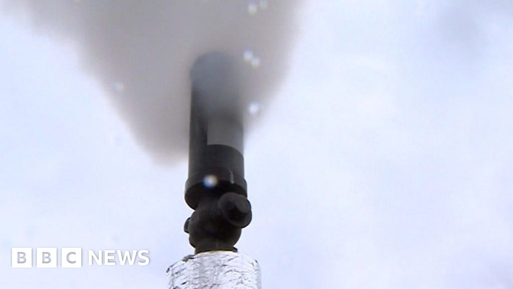 Old Stroud factory whistle brought back to life - BBC News