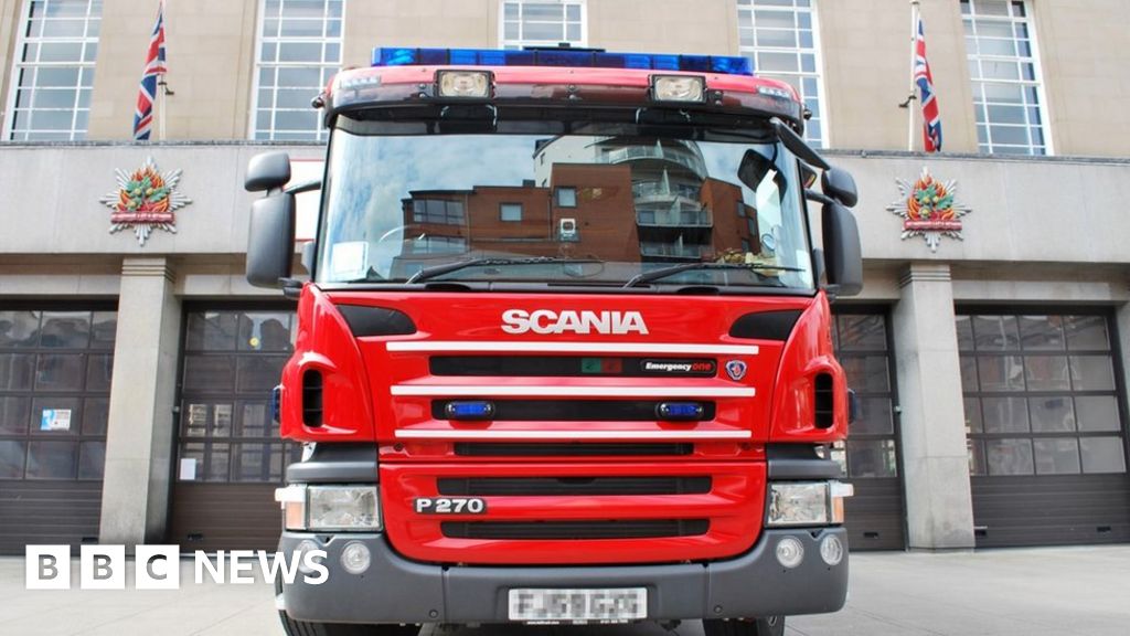 Nottinghamshire Fire Service inspection reveals improvements - BBC News