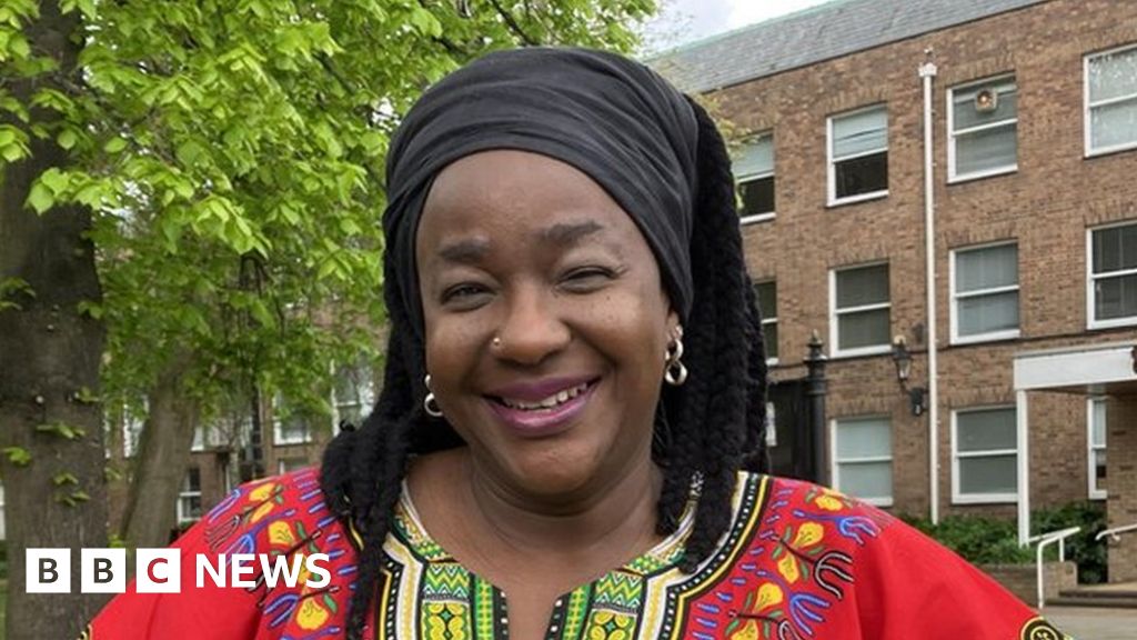 Wrexham: City of Culture judges visit as bid steps up - BBC News