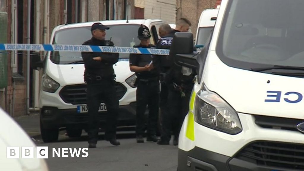 Man arrested on suspicion of Hartlepool murder - BBC News