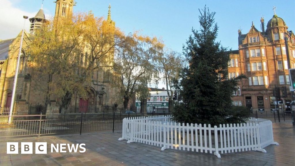'Caged' Shawlands Christmas tree granted freedom