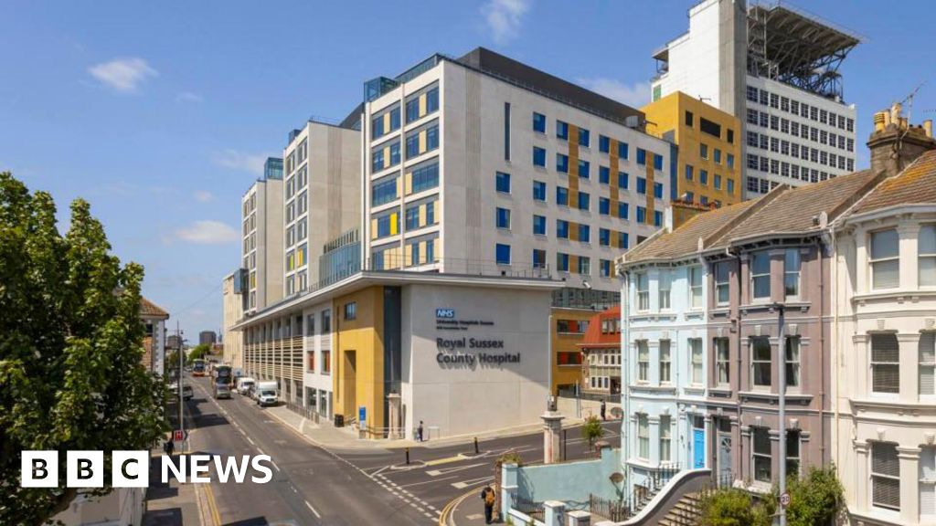 Brighton: New hospital building lands two prestigious awards - BBC News