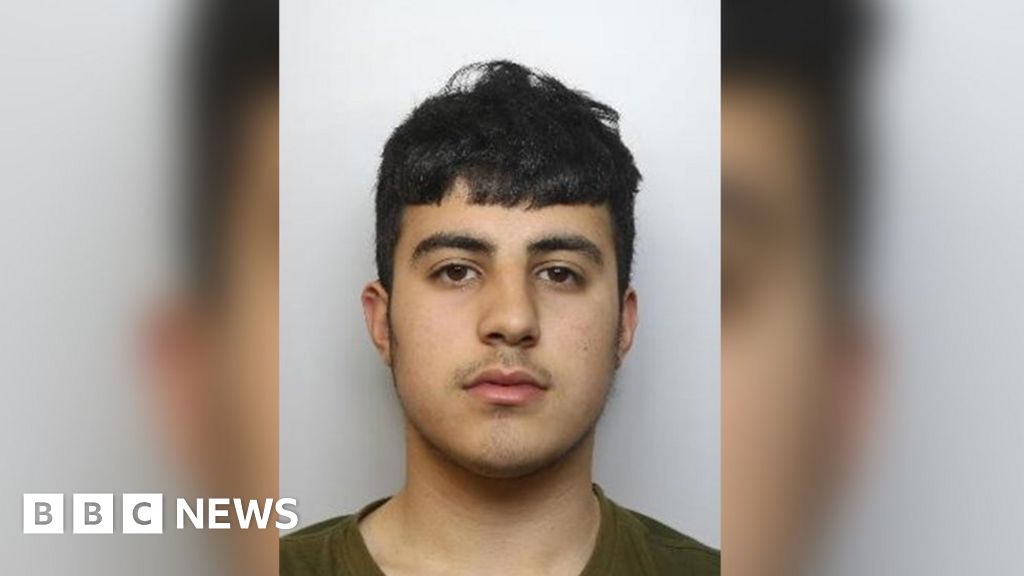 Richard Dentith stabbing: Boy, 17, detained for 14 years for murder ...