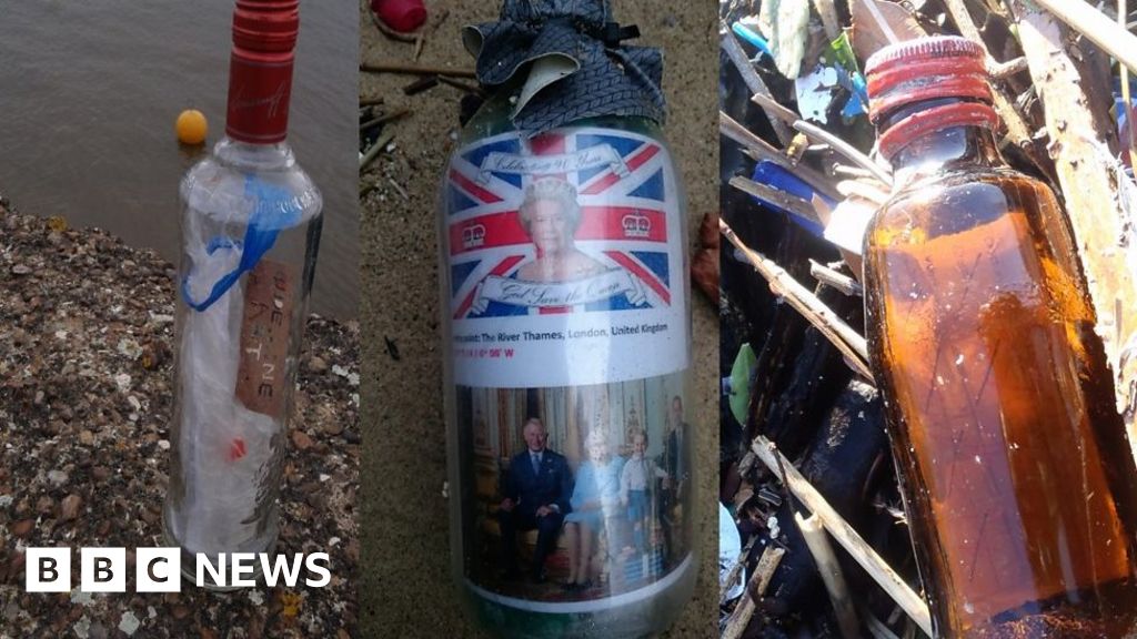 Messages in bottles become environmental artwork
