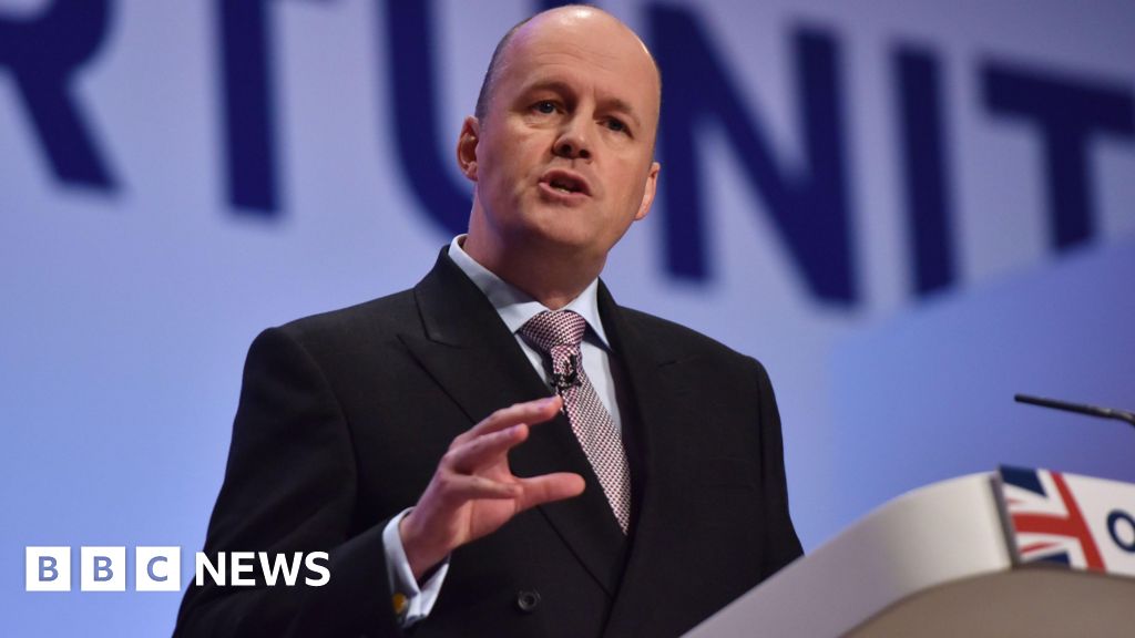 Bridgwater MP says Somerset Council 'incompetent' over revamp - BBC News