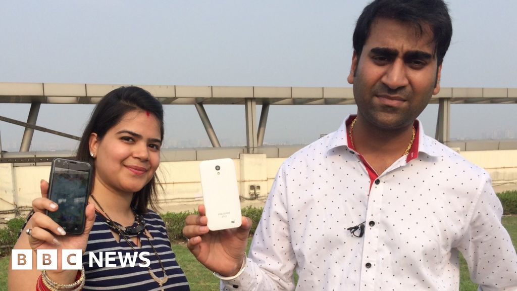 Hands on with India's £3 smartphone - BBC News
