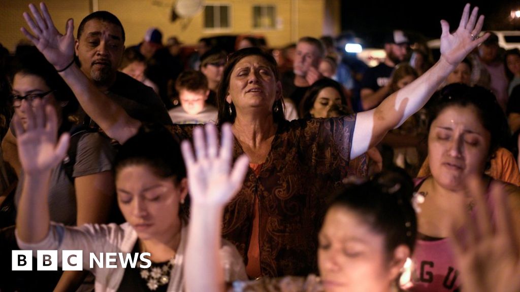 Sutherland Springs church shooting in pictures - BBC News