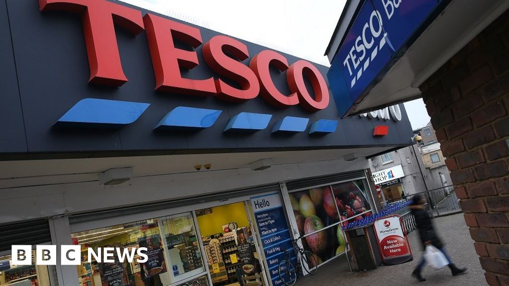 Tesco trial collapse heaps pressure on SFO - BBC News
