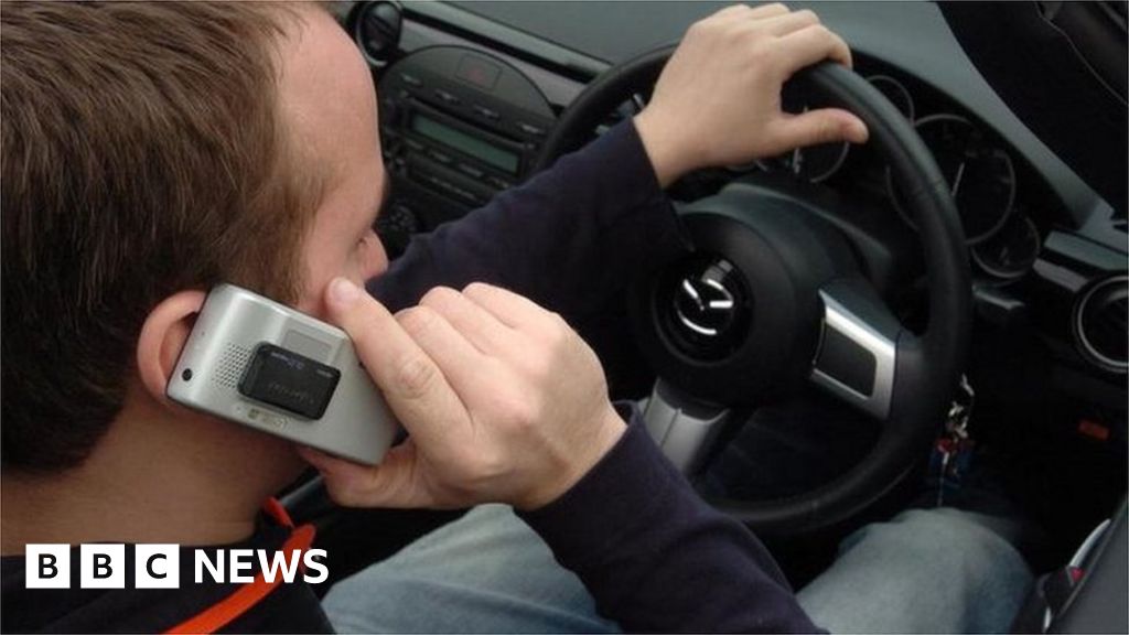 Welsh police crackdown on drivers using mobile phones - BBC News