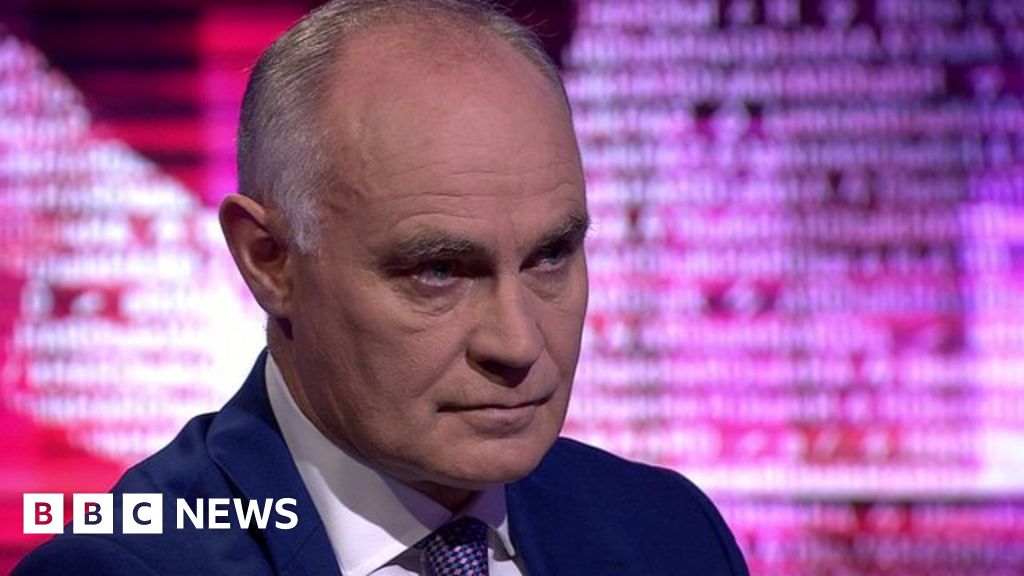 Blunt: 'No obligation' to share intelligence with Corbyn - BBC News