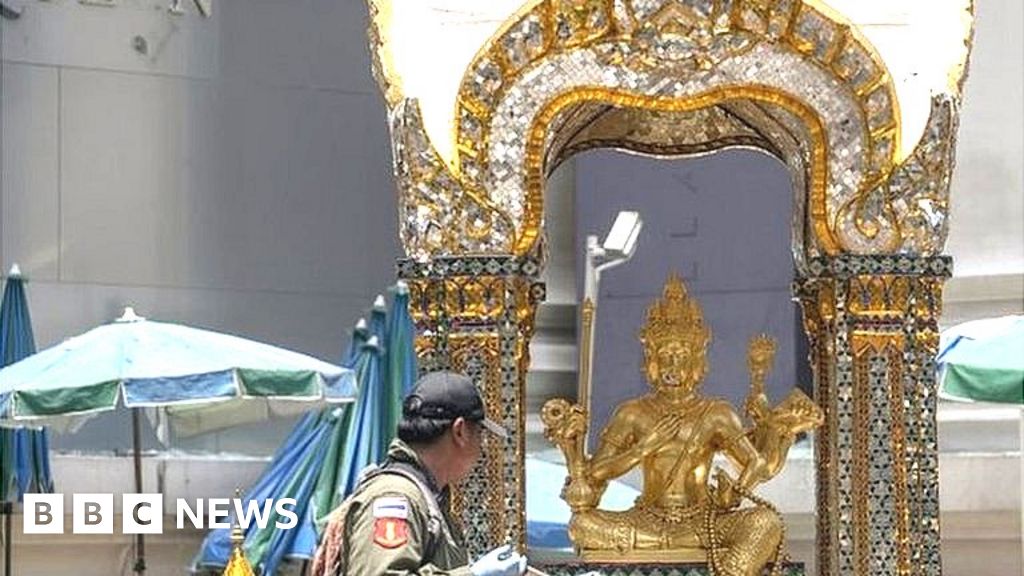 Bangkok bomb attack: Eyewitnesses describe horror - BBC News