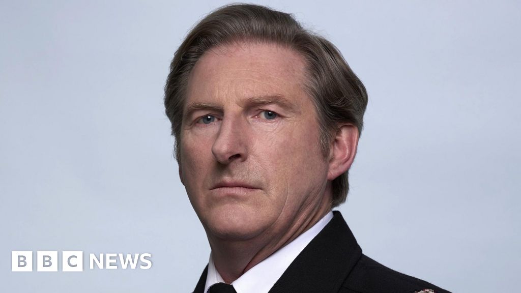 Adrian Dunbar says keeping NI accent helps with authenticity - BBC News