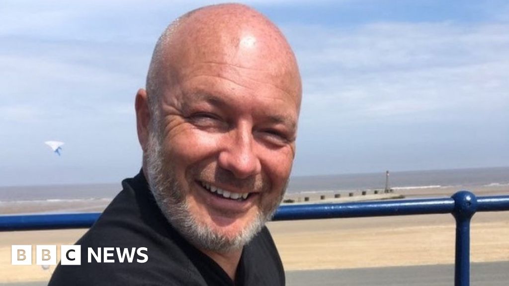 Darren Bradley: Man who killed stranger in Leicester street fight jailed