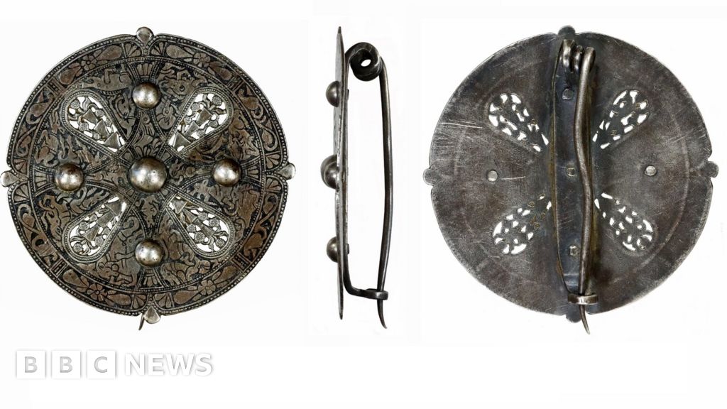 Norfolk discovery of 1,100-year-old brooch 'will remain a mystery ...