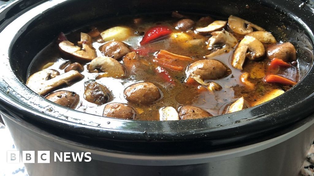 Devon food bank to give slow cookers to 50 families