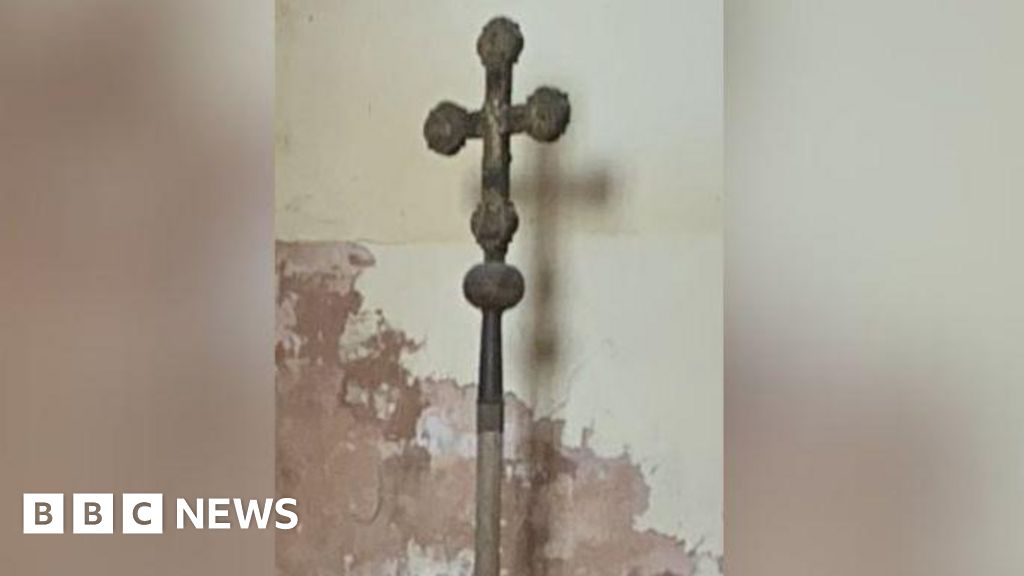 'Distinctive' processional cross stolen from Cuckney church