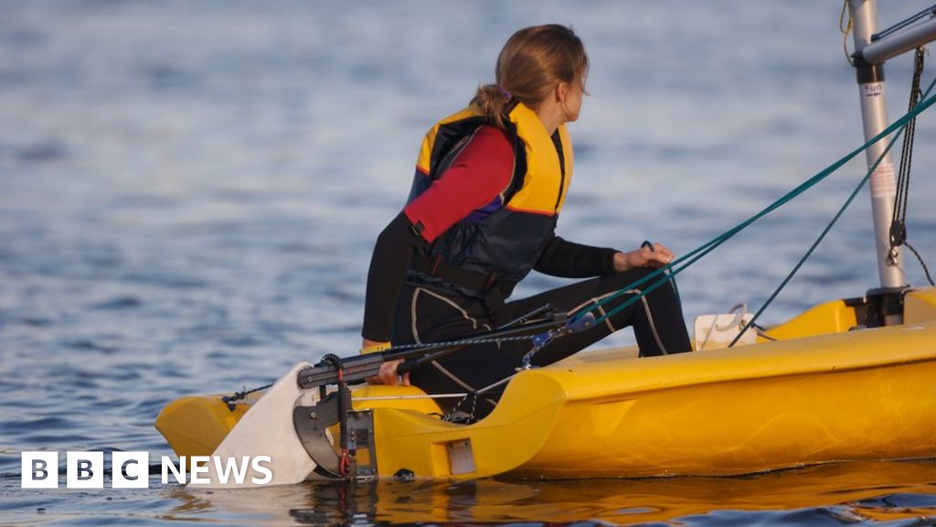 National sailing centre on Cumbrae to close this year - BBC News