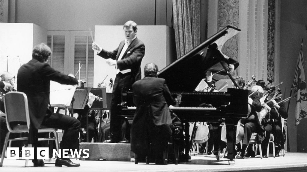 Royal Scottish National Orchestra remembers last visit to US - BBC News