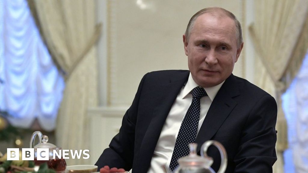 Putin wants government to "take charge" of rap music - BBC News