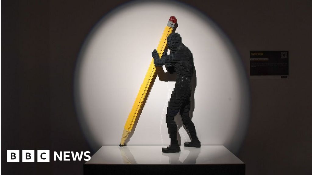 Bricking it: Immersive Lego artworks comes to London - BBC News