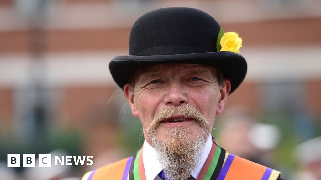 The Twelfth: Orange marches taking place in Northern Ireland - BBC News