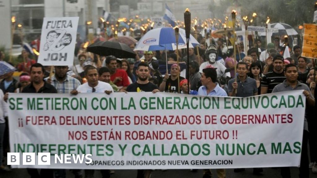 Honduras corruption probe widens as lawmaker is held - BBC News