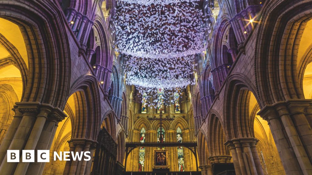 Hexham Abbey events celebrate 1,350th anniversary - BBC News
