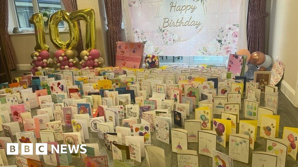 Alsagers Marie Lycett Celebrates 107th Birthday With 400 Cards
