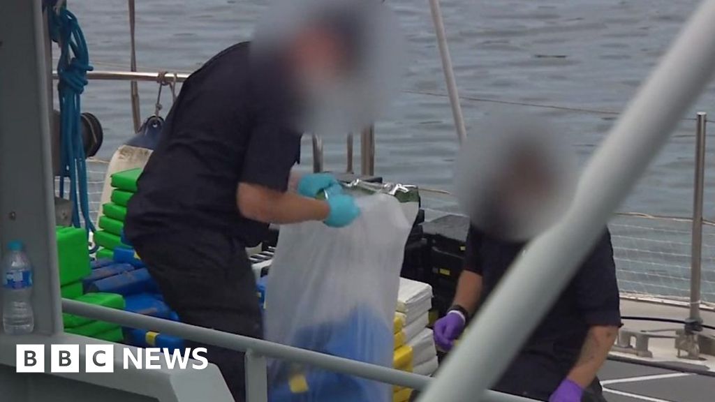 Man jailed for £130m cocaine yacht smuggle - BBC News