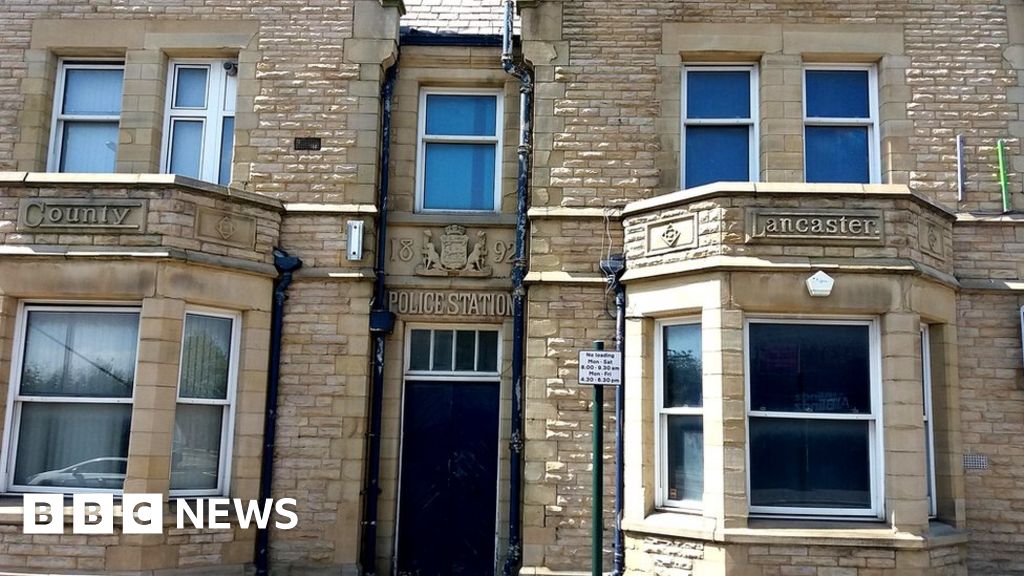 Cannabis farm found at ex-police station in Failsworth - BBC News