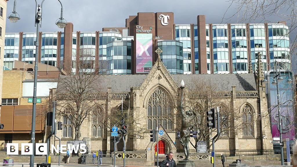 Trinity Leeds roof terrace plan could enhance Mill Hill Chapel ...
