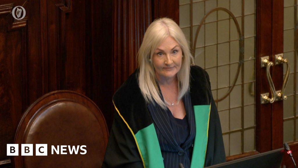 Dáil: Verona Murphy suspends Irish parliament sitting
