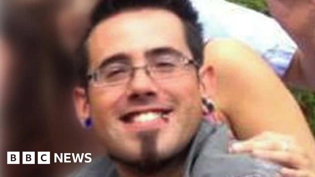 Alexander McDonald murder trial: 'He tightened power cord on mother's ...