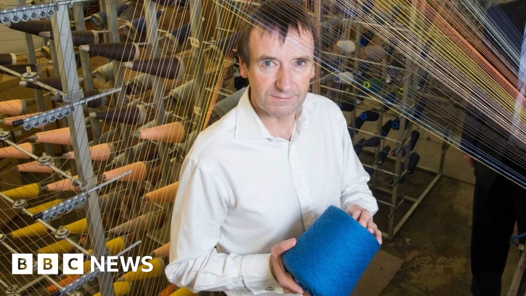 Knitwear firm Robert Mackie sold to management - BBC News