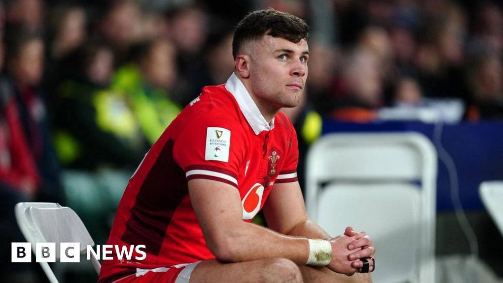 Wales international Mason Grady admits speeding at 115mph - BBC News