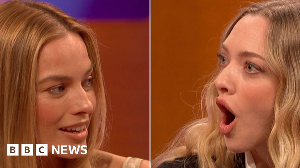 The Mean Girls, Barbie crossover we didn't know we needed - BBC News