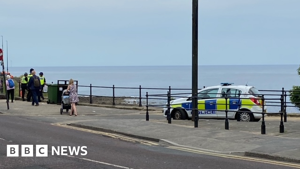 'Unknown substance' thrown at trio in Longsands Beach attack