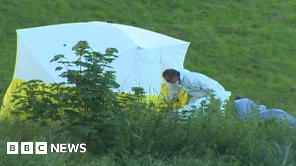 Police probe after baby's body found in River Taff, Cardiff - BBC News