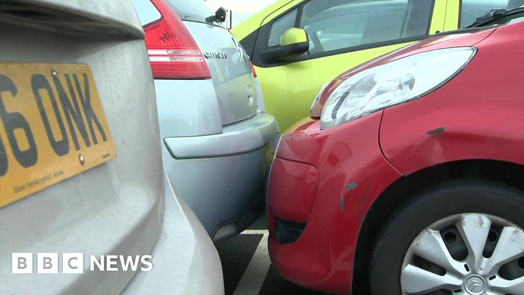 Why parking a car can be a tight squeeze - BBC News