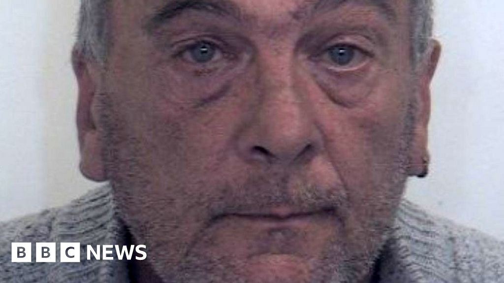 Rotherham man jailed for 10 years for child sex offences - BBC News