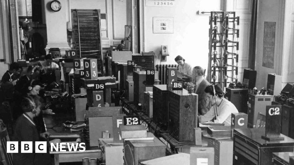 Death of Hitler: How the world found out from the BBC - BBC News