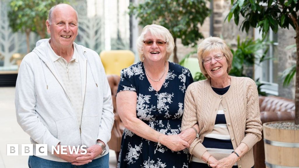 Cousins who built road's only two homes win postcode lottery - BBC News