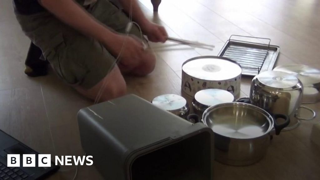 Coronavirus: Online classes keeping students learning in London