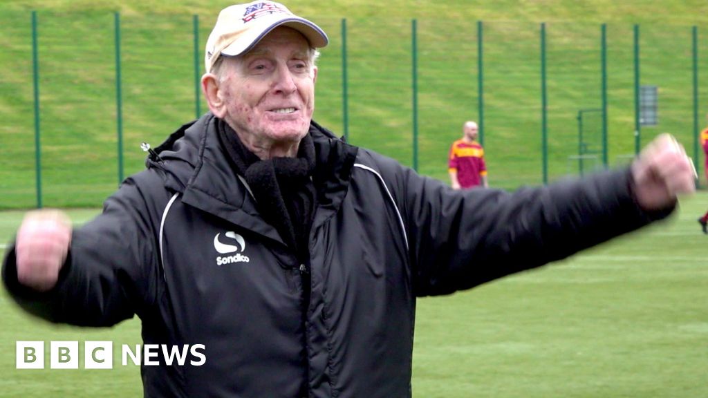 The 83-year-old who has been a football manager since 1953 - BBC News