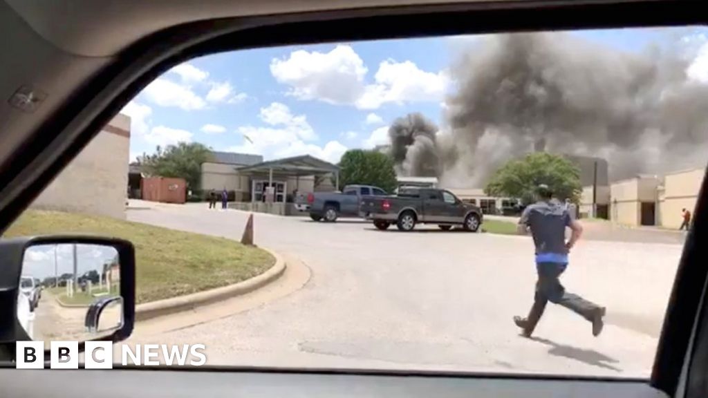 Deadly explosion at Texas hospital leaves one dead