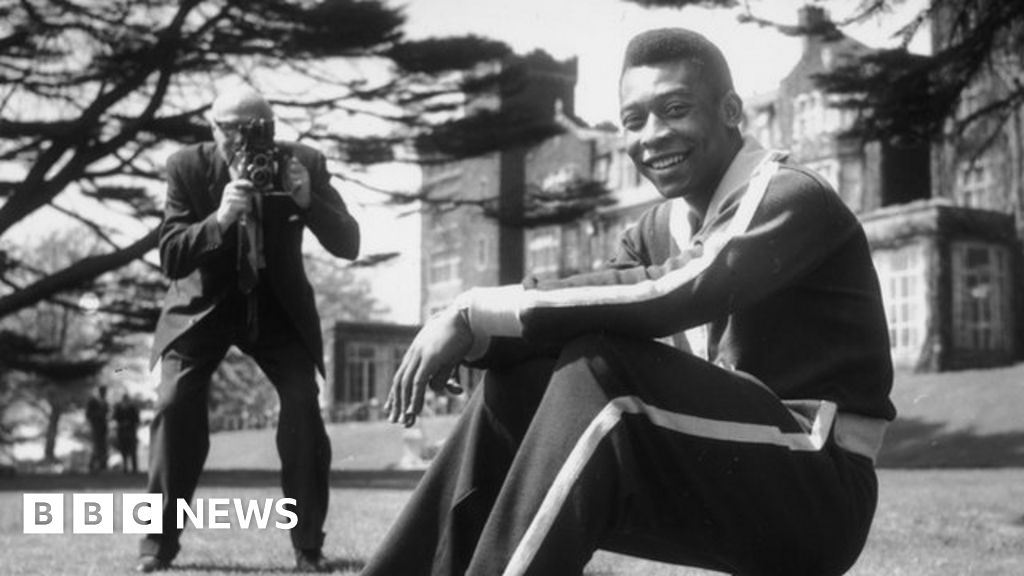 Pele: The only man who could change soccer in the US - BBC News