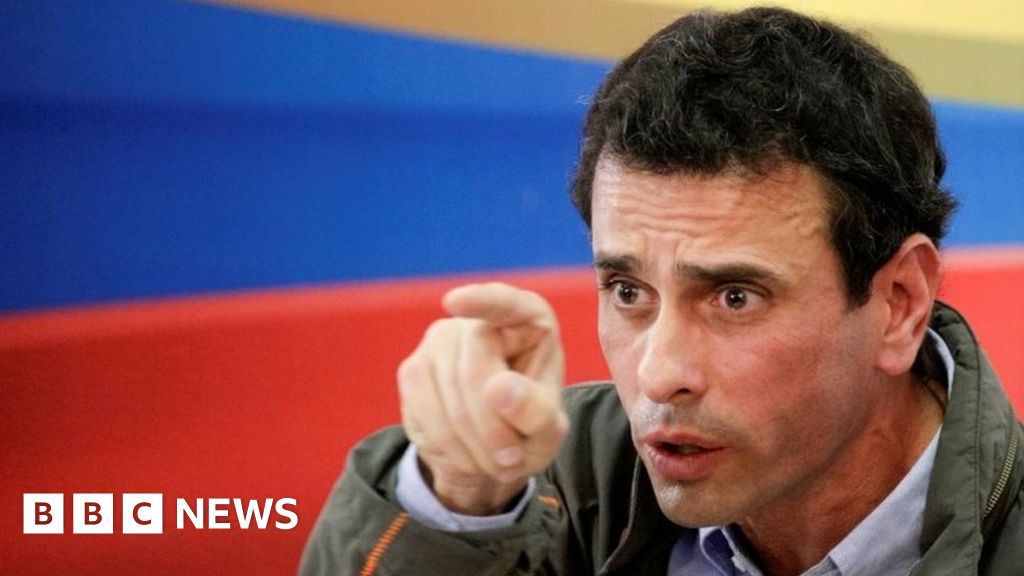 Venezuela opposition accuses government of 'coup' - BBC News